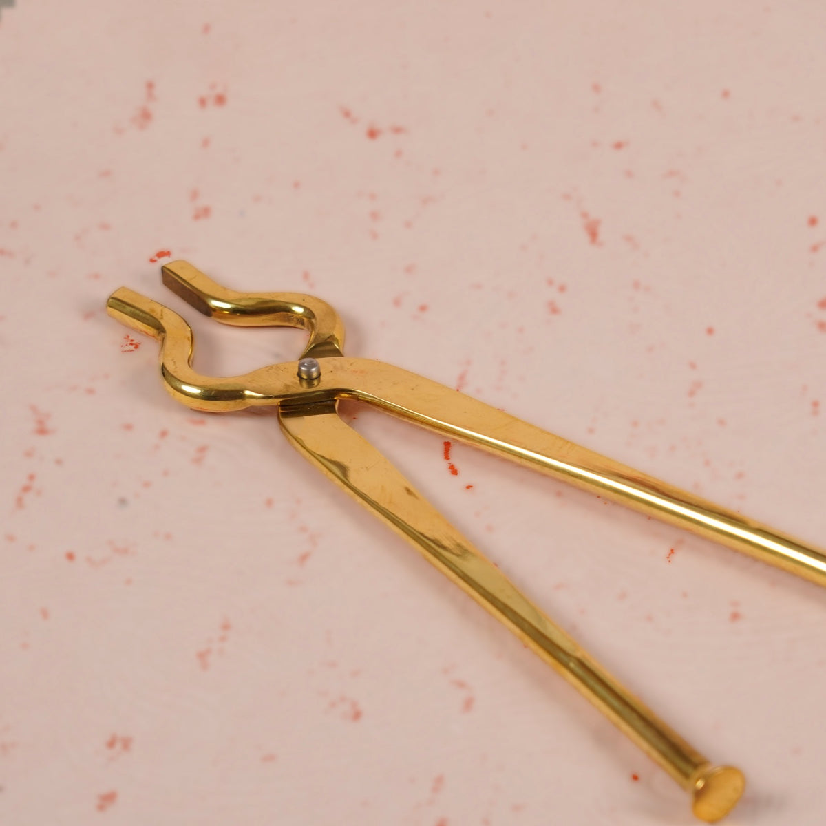 Brass Pakad (Sandasi / Pakkad) – Heavy-Duty – UrthIndia